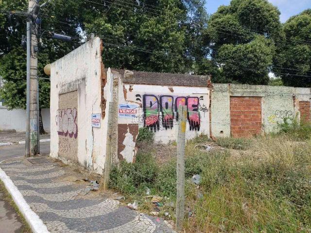 Terreno / Lote para Venda em Governador Valadares/MG Centro 1 Quartos