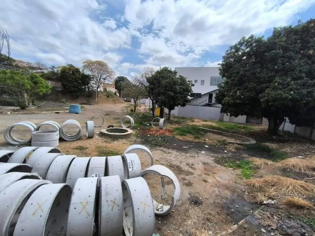Terreno / Lote para Venda em Governador Valadares/MG Centro