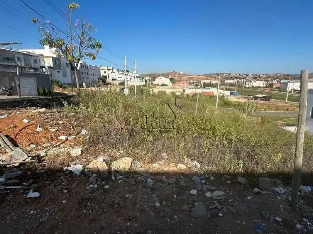 Terreno / Lote para Venda em Governador Valadares/MG Parque Olímpico II
