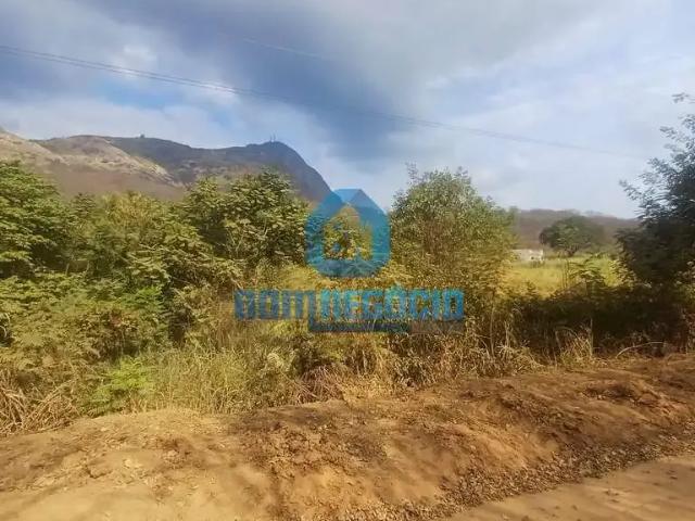 Terreno / Lote para Venda em Governador Valadares/MG Zona Rural