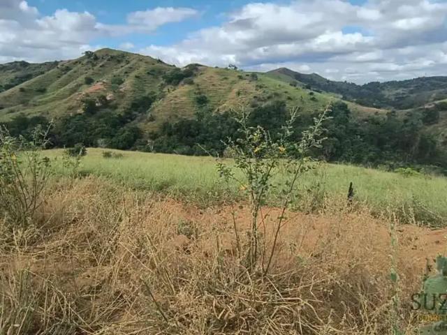 Terreno / Lote para Venda em Governador Valadares/MG Zona Rural