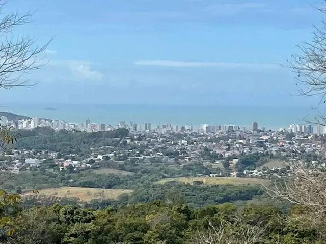 Terreno / Lote para Venda em Guarapari/ES Cachoeirinha