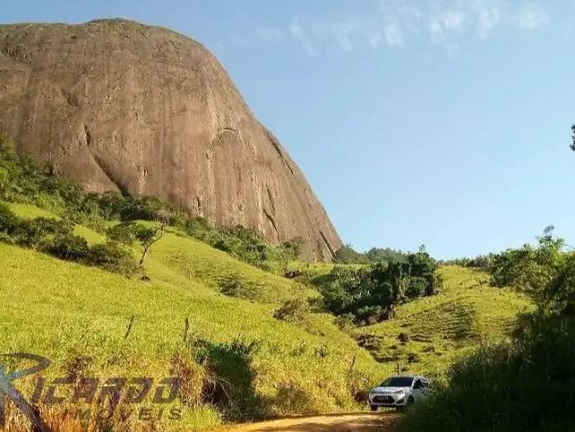 Terreno / Lote para Venda em Guarapari/ES Cachoeirinha