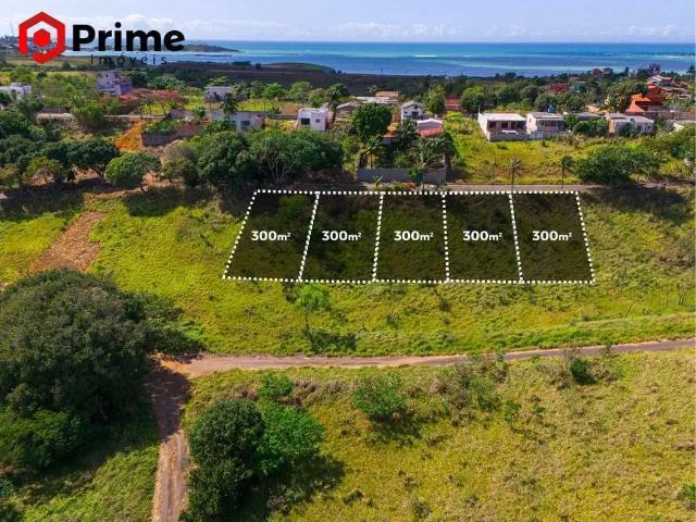 Terreno / Lote para Venda em Guarapari/ES Meaípe