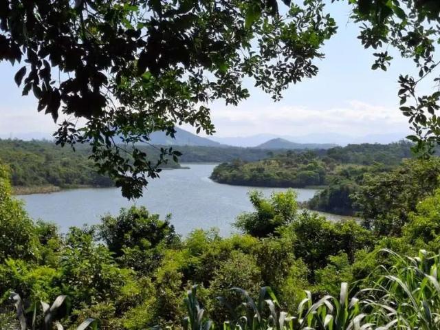 Terreno / Lote para Venda em Guarapari/ES Meaípe