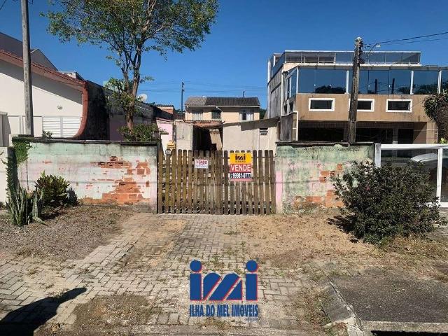 Terreno / Lote para Venda em Guaratuba/PR Centro