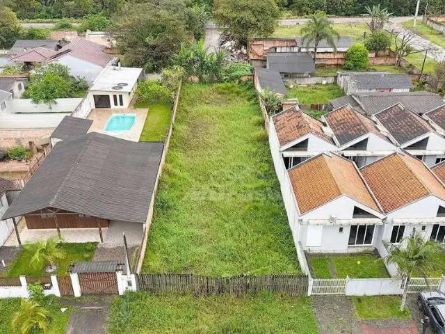 Terreno / Lote para Venda em Guaratuba/PR Piçarras