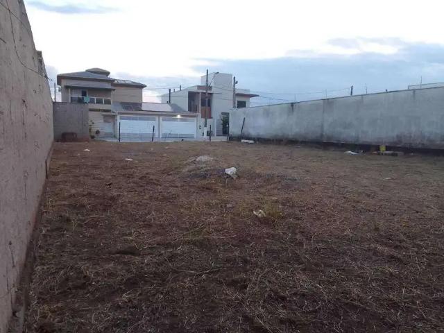 Terreno / Lote para Venda em Guaratinguetá/SP Village Mantiqueira