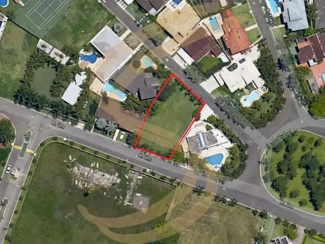 Terreno / Lote para Venda em Guarujá/SP Balneário Praia do Pernambuco