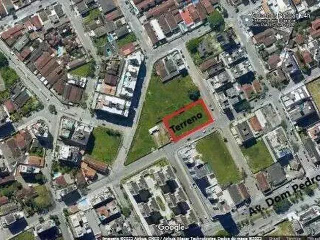 Terreno / Lote para Venda em Guarujá/SP Enseada