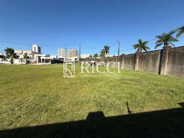 Terreno / Lote para Venda em Guarujá/SP Enseada