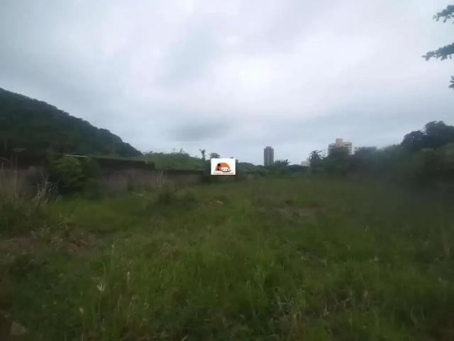 Terreno / Lote para Venda em Guarujá/SP Enseada