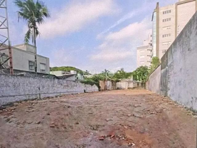 Terreno / Lote para Venda em Guarujá/SP Pitangueiras