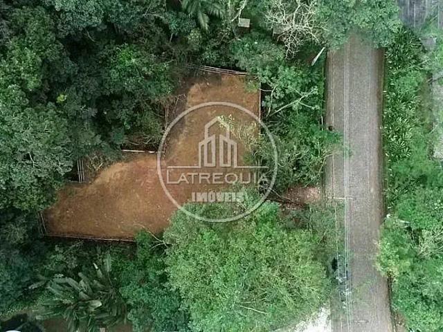 Terreno / Lote para Venda em Guarujá/SP Praia de Iporanga