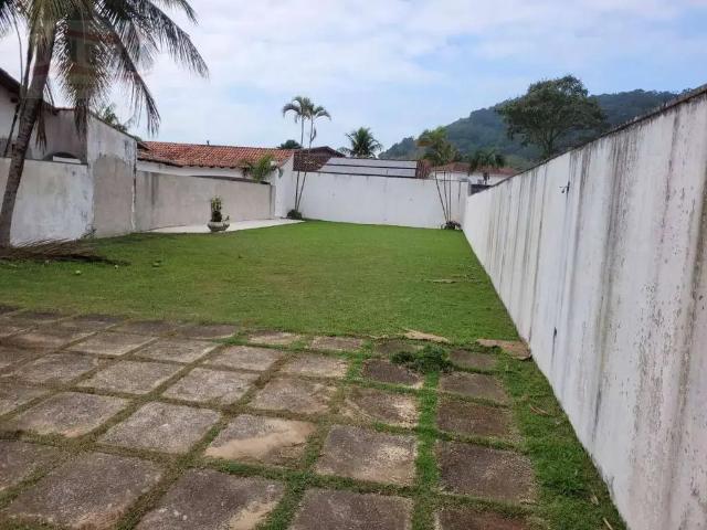 Terreno / Lote para Venda em Guarujá/SP Tombo