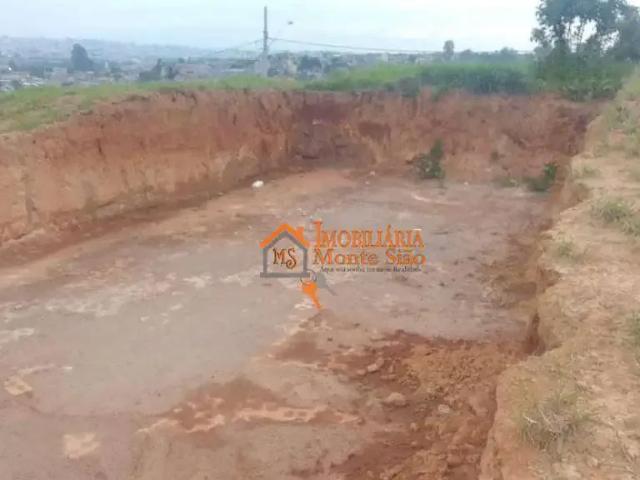 Terreno / Lote para Venda em Guarulhos/SP Água Chata