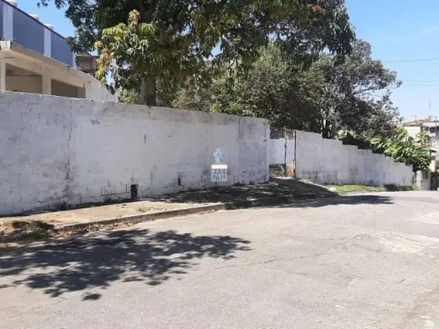 Terreno / Lote para Venda em Guarulhos/SP Cidade Parque Alvorada