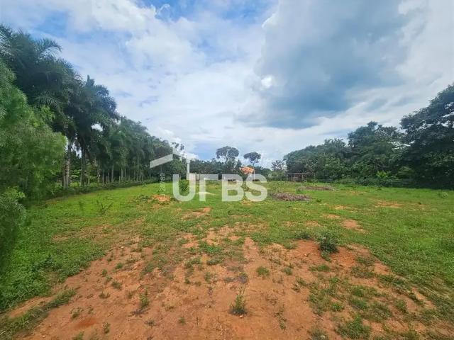 Terreno / Lote para Venda em Hidrolândia/GO Centro