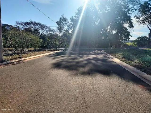 Terreno / Lote para Venda em Holambra/SP Florabella