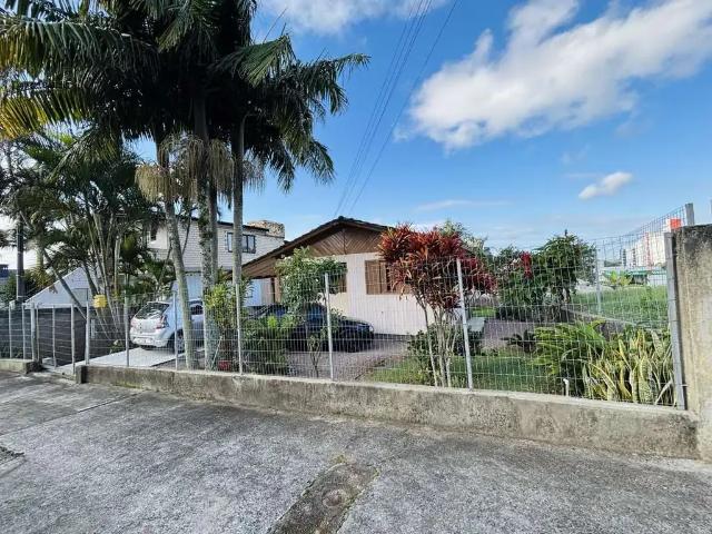 Terreno / Lote para Venda em Içara/SC Centro