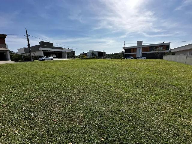 Terreno / Lote para Venda em Içara/SC Liri
