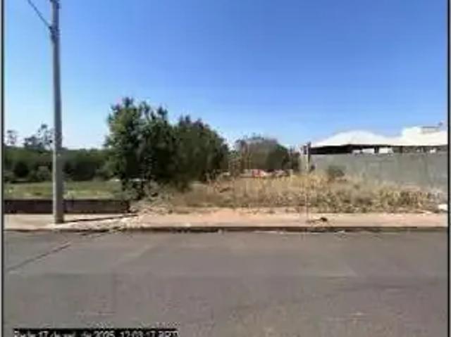 Terreno / Lote para Venda em Iacanga/SP Centro 2 Quartos