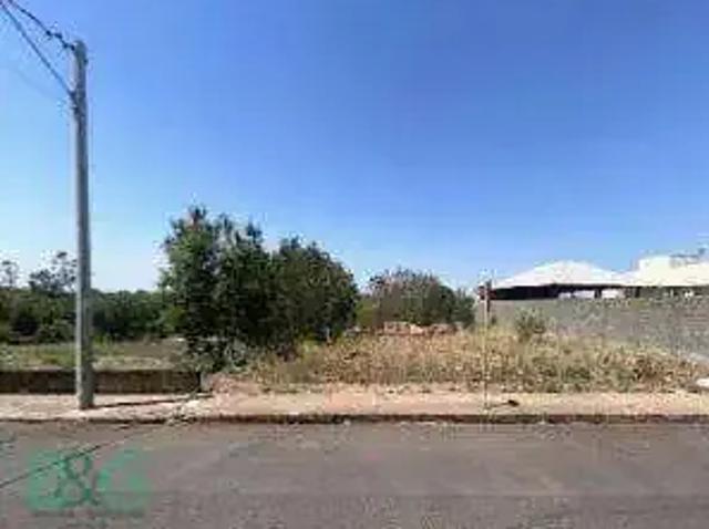 Terreno / Lote para Venda em Iacanga/SP Centro