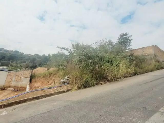 Terreno / Lote para Venda em Ibirité/MG Camargos 1 Quartos