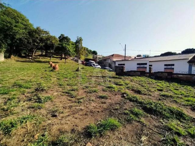 Terreno / Lote para Venda em Ibirité/MG Centro