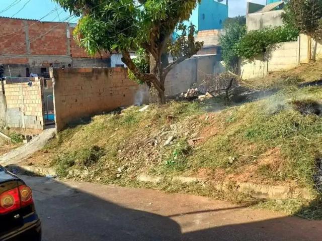 Terreno / Lote para Venda em Ibirité/MG Lajinha 1 Quartos