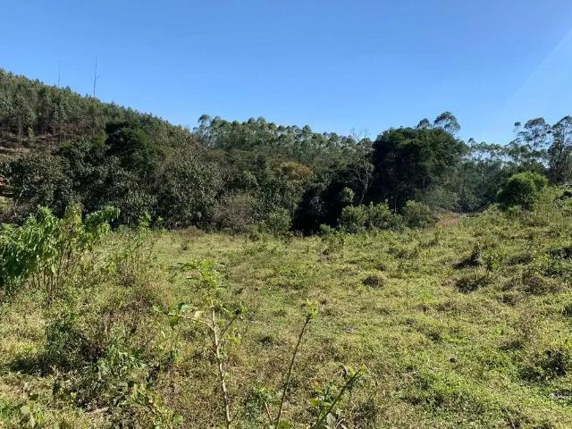 Terreno em Condomínio para Venda em Igaratá/SP Bairro Alto