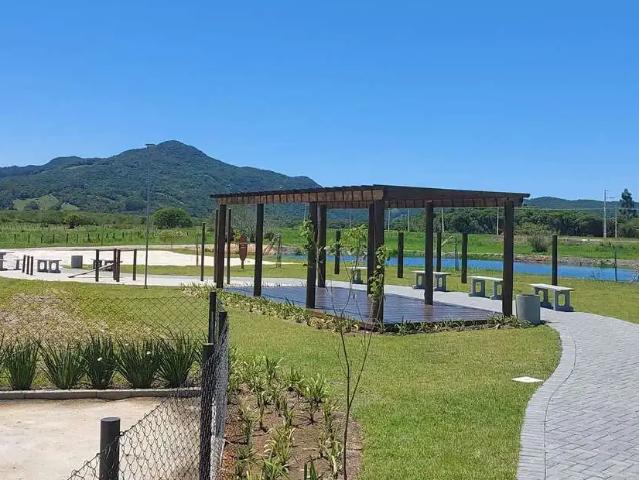 Terreno / Lote para Venda em Imbituba/SC Araçatuba