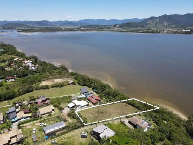 Terreno / Lote para Venda em Imbituba/SC Ibiraquera
