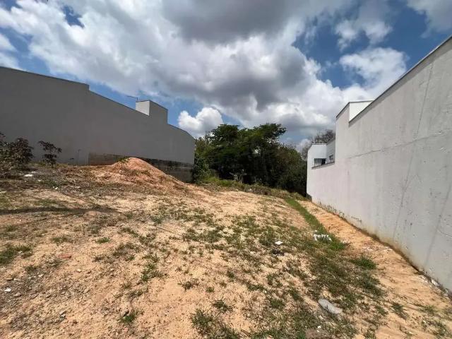 Terreno / Lote para Venda em Indaiatuba/SP Jardim das Maritacas