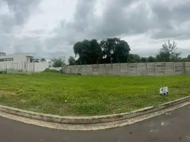 Terreno / Lote para Venda em Indaiatuba/SP Jardins Di Roma