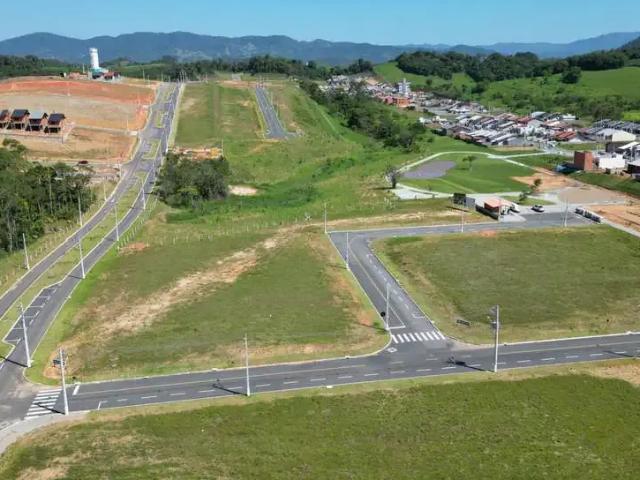 Terreno / Lote para Venda em Indaial/SC Arapongas