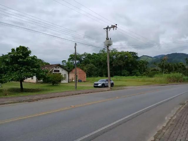Terreno / Lote para Venda em Indaial/SC Arapongas