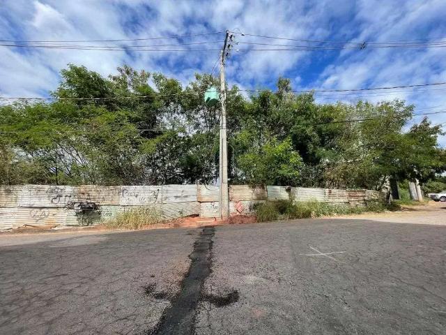 Terreno / Lote para Venda em Ipatinga/MG Iguaçu