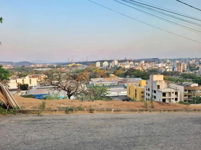 Terreno / Lote para Venda em Ipatinga/MG Iguaçu