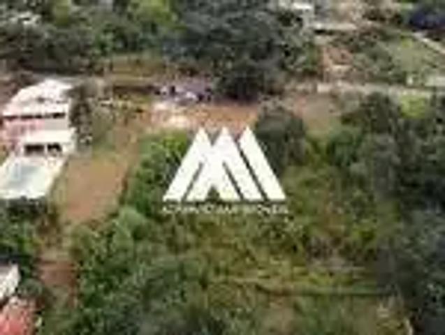 Terreno / Lote para Venda em Itatiaiuçu/MG Pinheiros
