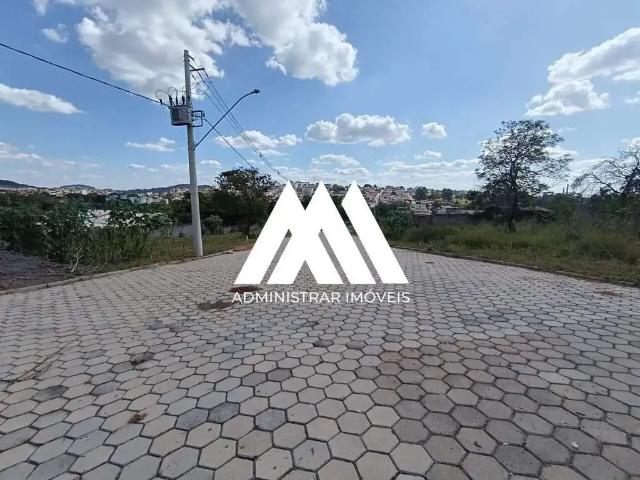 Terreno / Lote para Venda em Itaúna/MG Chácara do Quitão