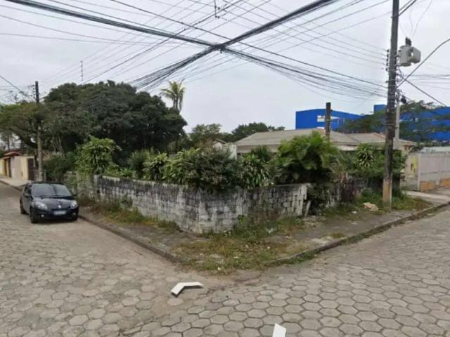 Terreno / Lote para Venda em Itanhaém/SP Suarão