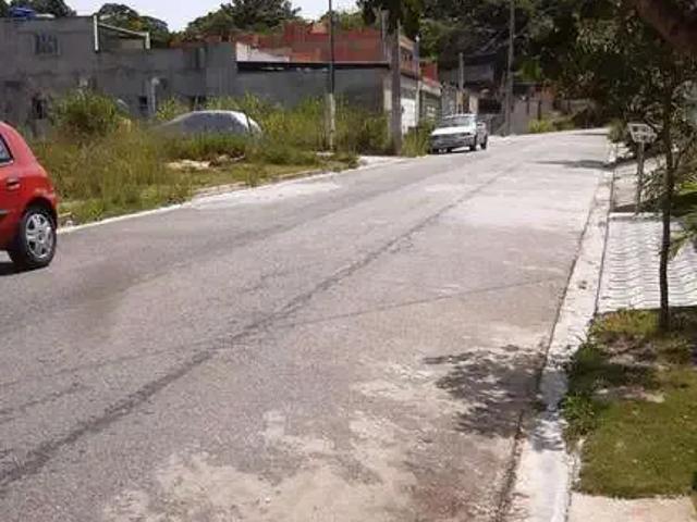 Terreno / Lote para Venda em Itapevi/SP Vale do Sol
