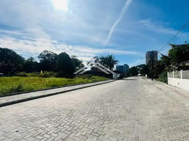 Terreno / Lote para Venda em Itapoá/SC Centro
