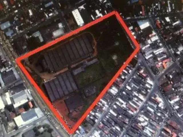 Terreno / Lote para Venda em Itaquaquecetuba/SP Centro