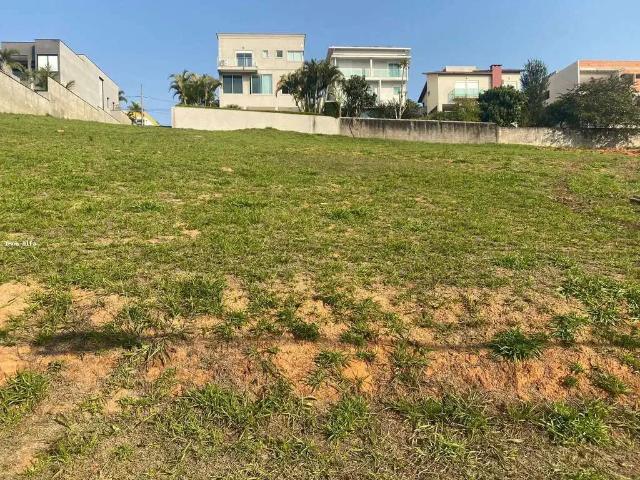 Terreno / Lote para Venda em Jandira/SP Jardim do Golf I