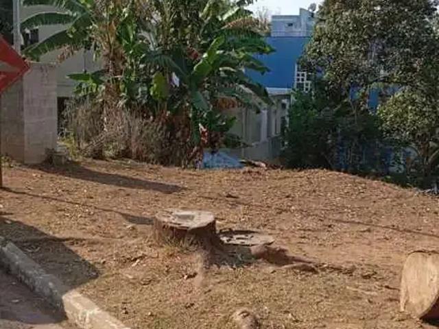 Terreno / Lote para Venda em Jandira/SP Jardim do Golf I
