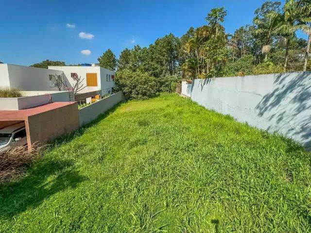 Terreno / Lote para Venda em Jandira/SP Nova Higienópolis