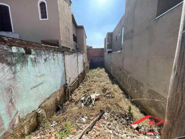 Terreno / Lote para Venda em Jandira/SP Vila Esmeralda