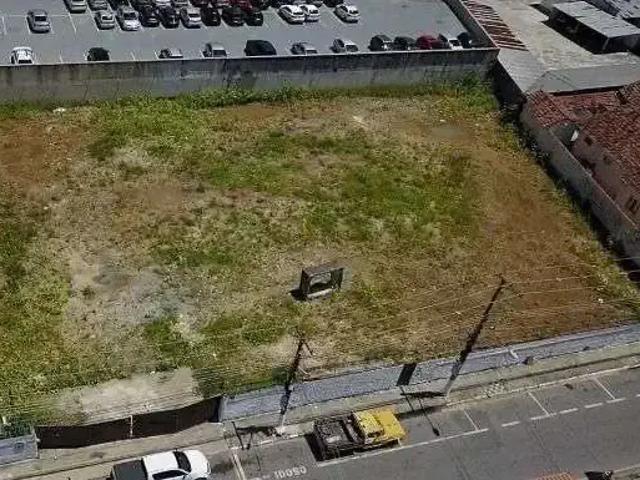 Terreno / Lote para Venda em Jacareí/SP Centro
